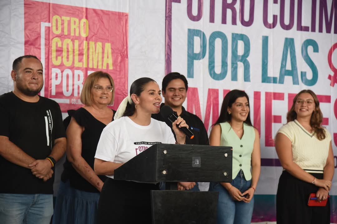 Ayuntamiento de Colima lleva feria de servicios a la Infonavit La Estancia